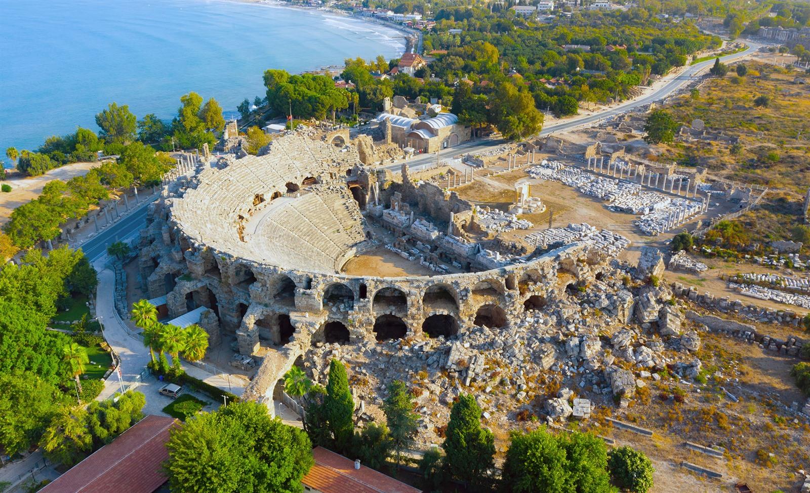 25 x top bezienswaardigheden in Turkije + kaartje 25 x top bezienswaardigheden in Turkije + kaartje