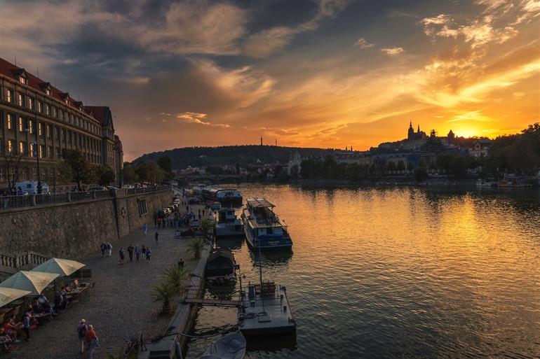 Dé 26 x mooiste bezienswaardigheden in Praag: wat zien en doen?