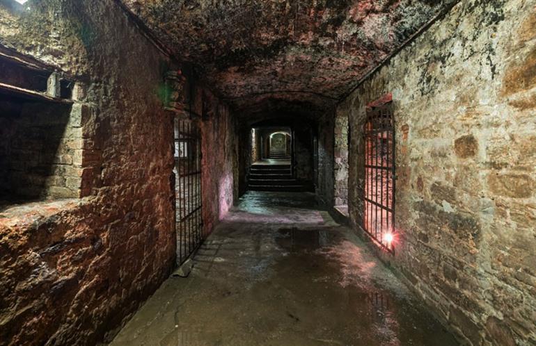 Underground Vaults in Edinburgh bezoeken? Alle info, tours & tips