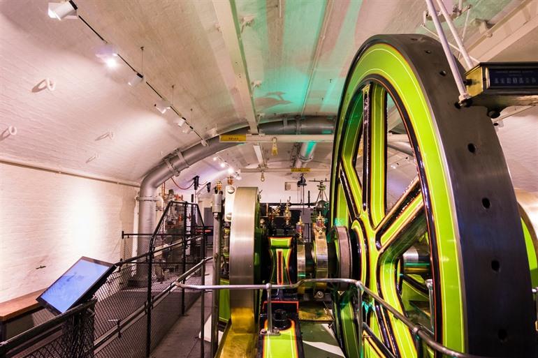 Tower Bridge in Londen bezoeken? Tips, tickets + wat zeker zien?