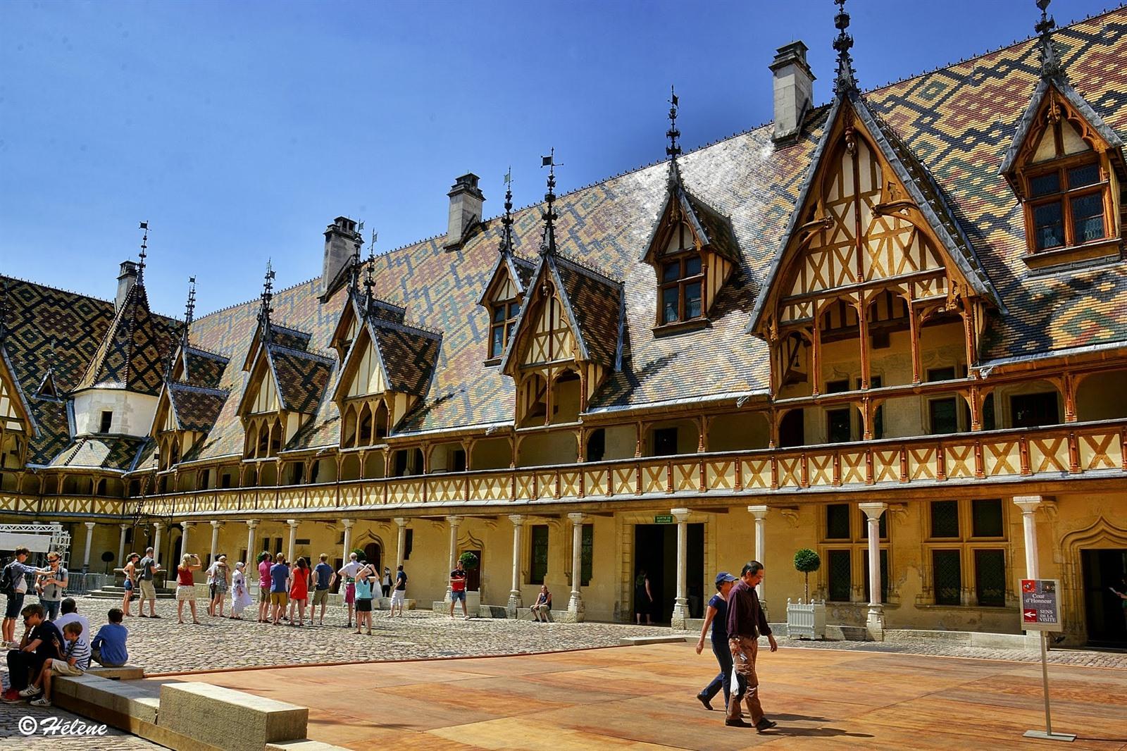 Stadswandeling Beaune, langs de bezienswaardigheden Beaune + kaart